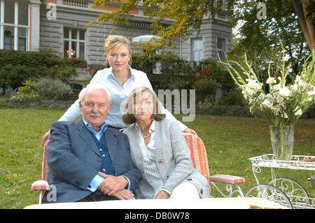 German actors (L-R) Wolfgang Huebsch as Herbert Reichenbacher, Johanna ...