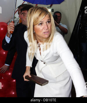 Crown Princess Maxima arrives to open an exhibition of paintings by ...