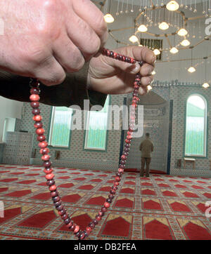 Prayer chain in a mosque in Germany Stock Photo - Alamy