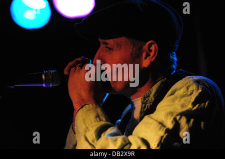 Harry Boylan (harmonica) Dominic Crane and Harry Boylen supporting ...
