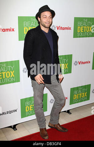 Jonathan Sadowski Kimberly Snyder Book Launch Party For 'The Beauty ...