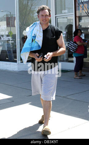 Eric Johnson leaves a gym in Studio City Los Angeles, California - 14. ...
