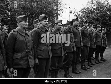 French POWs in Germany / WWII / 1940 Stock Photo - Alamy