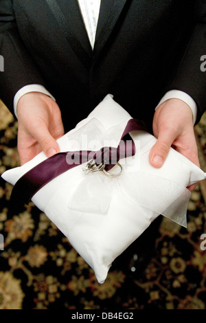 wedding ring, wedding rings Stock Photo - Alamy