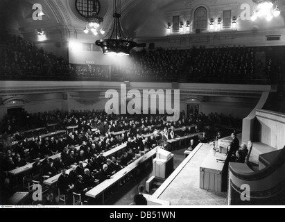 politics, United nations, conferences, first meeting of the Stock Photo ...