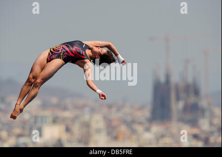 Ruolin Chen of China in action women's 10m Platform diving final of the ...