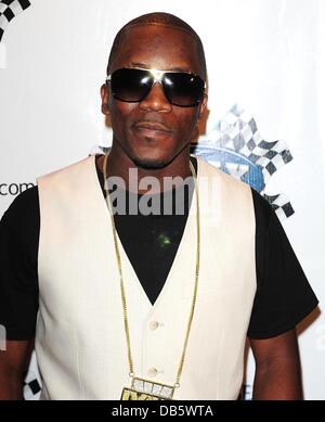 Rapper Iyaz The Rally for Kids with Cancer Scavenger Cup - Start Your ...