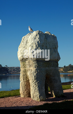 Harbour Mouth Molars by artist Regan Gentry, and Otago Harbour, Dunedin ...