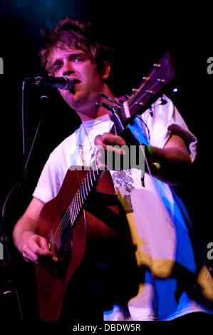 Benjamin Francis Leftwich performing at the Dot to Dot 2011 music ...