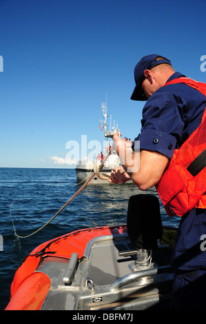 A boatcrew from Coast Guard Station Curtis Bay poses for a photo in ...