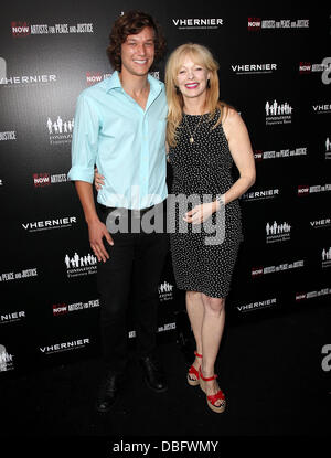 Josiah Lipscomb and Frances Fisher VHERNIER and Artists for Peace ...