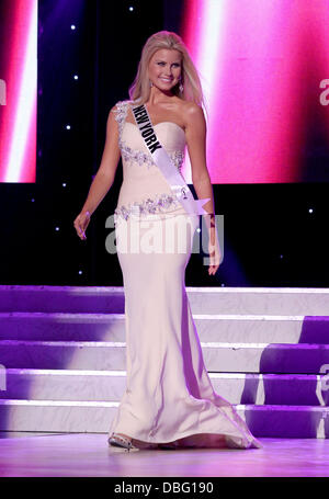 Miss New York USA Amber Collins 2011 Miss USA Preliminary Competition ...