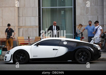 Bugatti Veyron Pur Blanc parked outside the Mandarin Oriental Hotel on ...