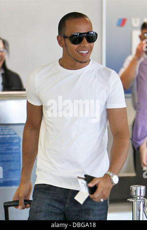 Lewis Hamilton seen arriving at LAX airport to catch a flight. Hamilton ...