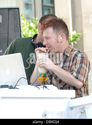 Gabriel & Dresden aka Dave Dresden and Josh Gabriel (right), performing ...