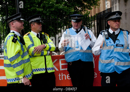 Police Liaison Officer, Policeman, Metropolitan Police, London, England ...