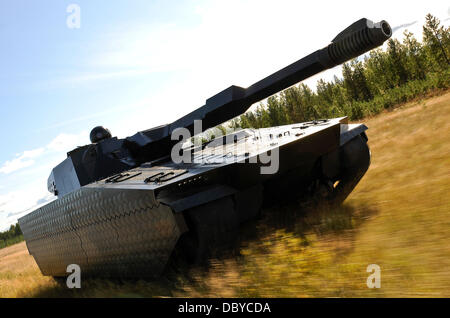 BAE Systems develop 'invisibility cloak' Engineers at BAE Systems have ...