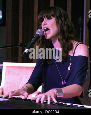 Jes Hudak at Hard Rock Cafe's 12th Annual Pinktober campaign kick off ...