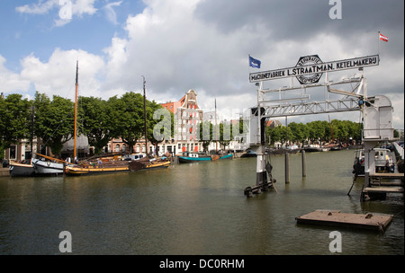 Historic crane Dok Straatman Wolwevershaven Dordrecht Netherlands Stock ...