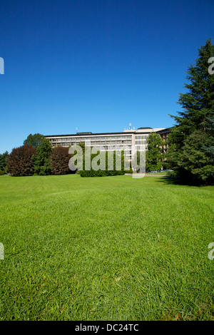 Palazzo Uffici Olivetti, office building built in 1960s in ...