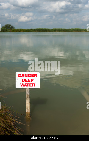 "danger deep water" sign in a pond Stock Photo: 39838284 - Alamy