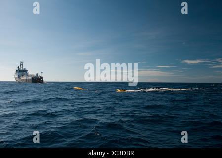 Offshore Seismic gun boat Ocean Europe, from vessland Offshore company ...