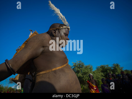 Bodi Tribe Fat Men Running During Kael Ceremony, Hana Mursi, Omo Valley ...