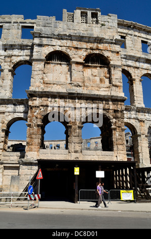 Pula Arena Istria Adriatic Sea Croatia Europe walls Stock Photo - Alamy