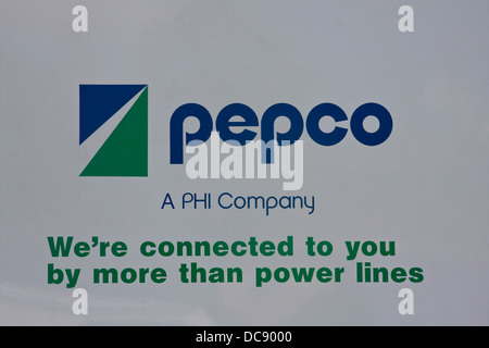 A Potomac Electric Power Company (PEPCO) truck at the scene of a power ...