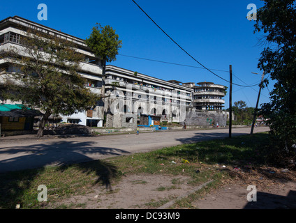 The Grande Hotel in Beira was once a luxury retreat of Africa's ...