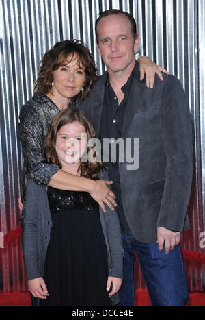 Jennifer Grey with Clark Gregg and Daughter Stella Gregg Premiere 'Mr ...