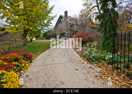 USA, Illinois, Oak Park, Edwin H. Cheney House, design by Frank Lloyd ...