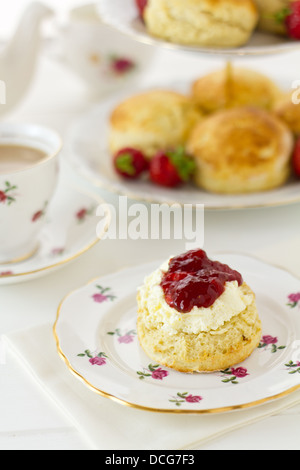 British English Cornwall cream tea Stock Photo - Alamy