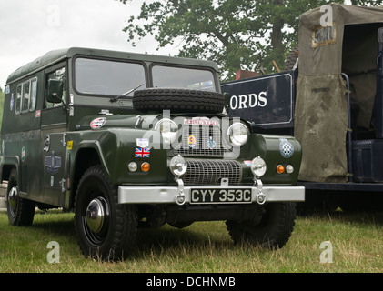 vintage austin gipsy gypsy jeep in field Stock Photo - Alamy
