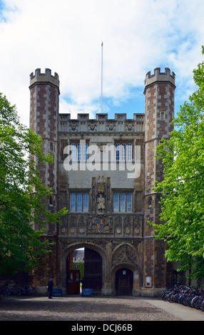 The Great Gate of Trinity College Cambridge UK Stock Photo - Alamy