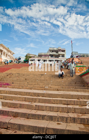 River Narmada at Chandod Ghat, Gujarat, India Stock Photo - Alamy
