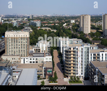 Great West Quarter with Alison Turnbull Artwork, Brentford, United ...