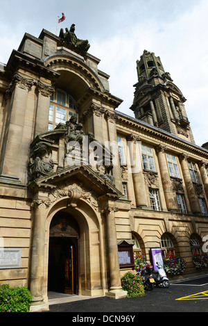 Walsall Town Hall in West Midlands Uk Stock Photo - Alamy