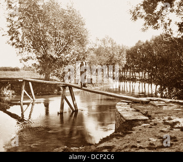 Cricklade plank bridge Stock Photo - Alamy