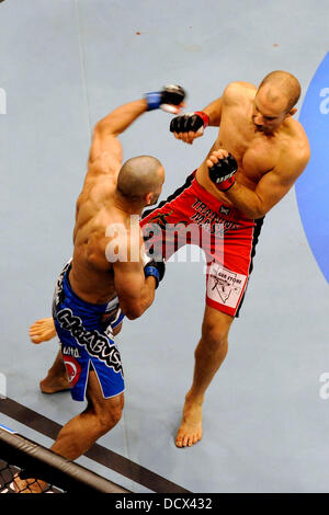 Jared Hamman vs Costa Philippou UFC 140 - Middleweight bout at the Air ...