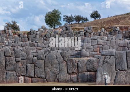 Sacsaywaman Inca ruins: view of the massive zig zag stone wall ...