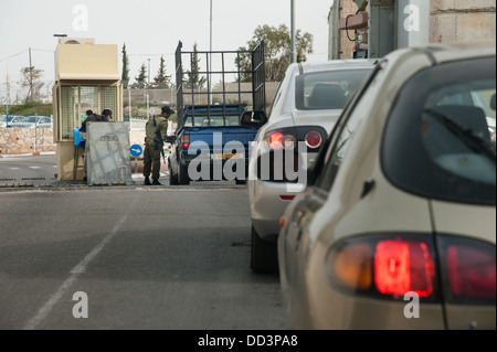 Palestine - Bethlehem checkpoint 300 and West Bank wall - Palestinian ...