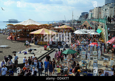 Brighton, Sussex, UK. 26th Aug, 2013. Brighton beach today as crowds ...