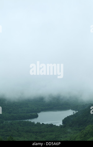 Yuno Lake, Nikko Stock Photo - Alamy