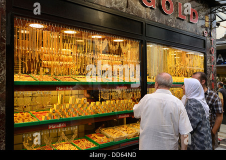 Turkey, Istanbul, Gold jewellery store at Grand Bazaar Stock Photo ...