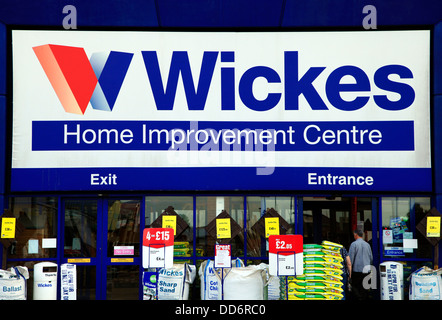 Wickes, store sign, logo, England UK Stock Photo: 59771687 - Alamy