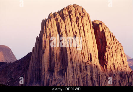 Hoggar Mountains (Ahaggar), mountain range formed from volcanic Stock ...