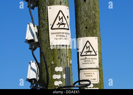 Electricity pylons danger of electrocution or electrical shock if touch ...