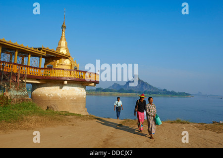 Myanmar, Burma, Karen state, Hpa An, buddhist pagoda in a karstic ...
