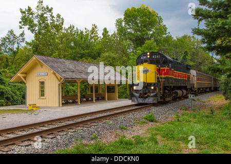 Cuyahoga Valley Scenic Railroad passenger tourist train in Peninsula in ...